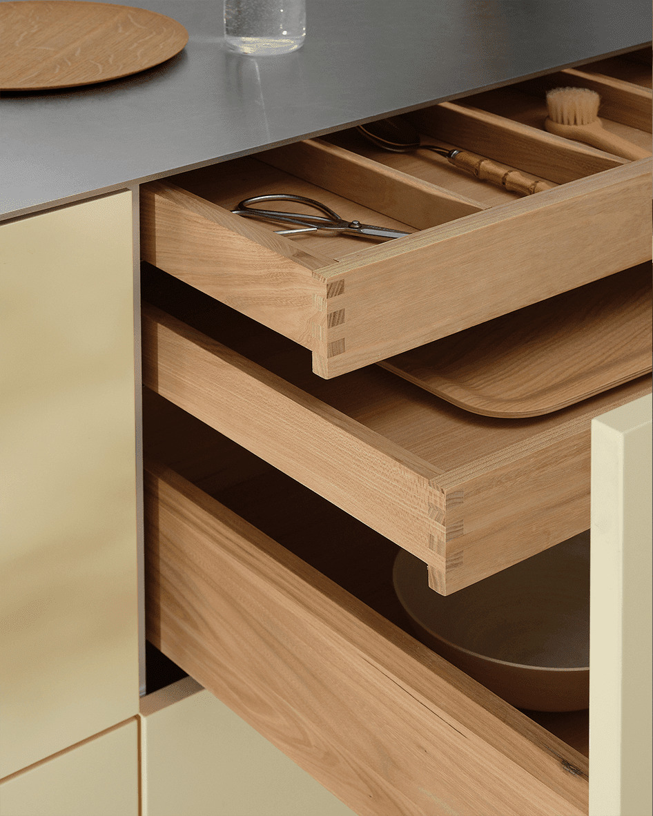 Kitchen drawers for sale. Buy beautiful finger-jointed wooden drawers ...