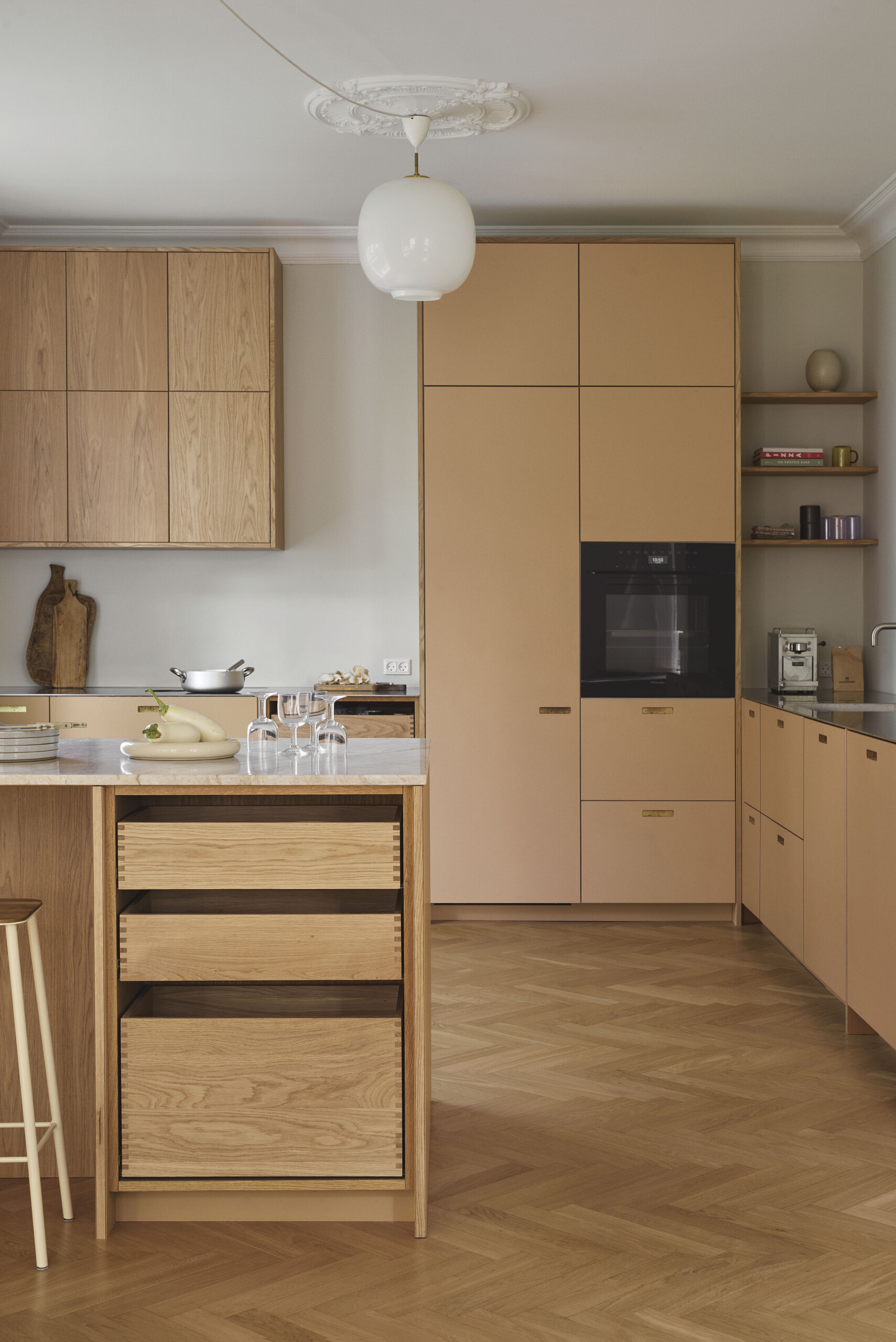 Linoleum kitchen - fronts in Danish design for your kitchen.