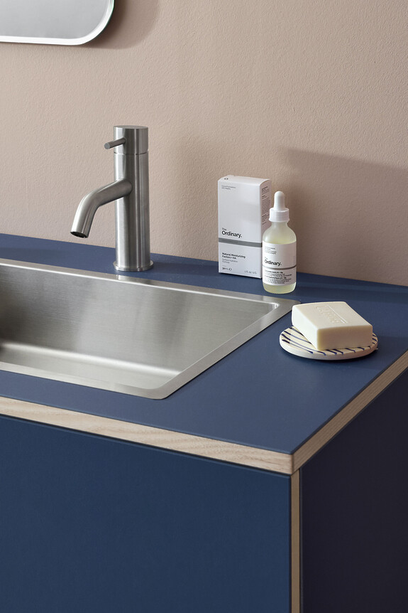 Snedker badeværelsesmøbler - eksklusivt design I &SHUFL